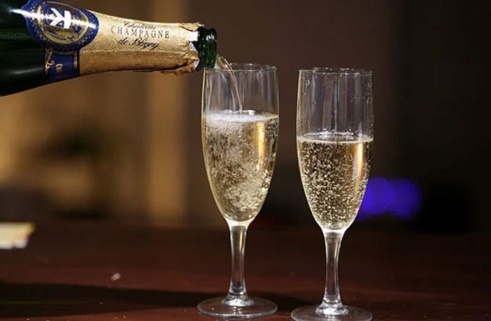 Champagne - Definition of Champagne