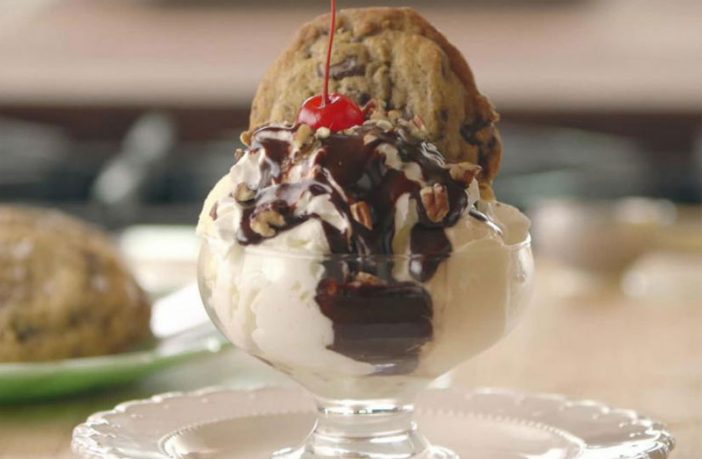 Sundae - Definition of Sundae