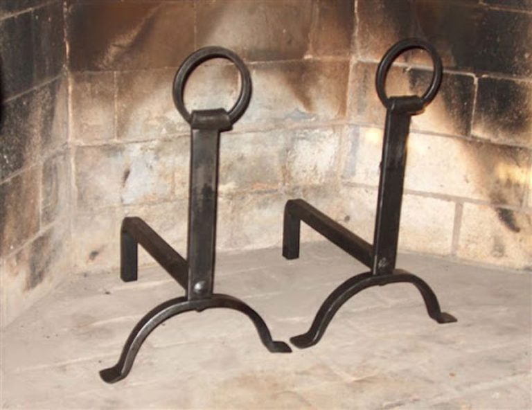 Andiron - Definition of Andiron