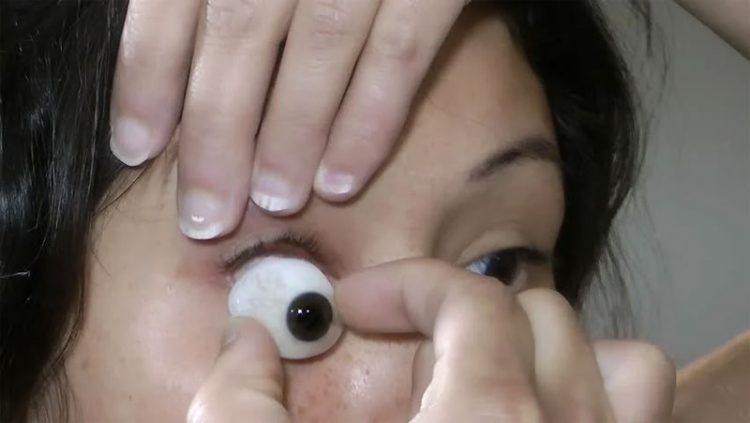 Glass eye - Definition of Glass eye