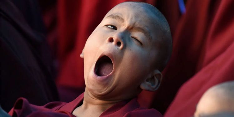 Yawning - Definition of Yawning