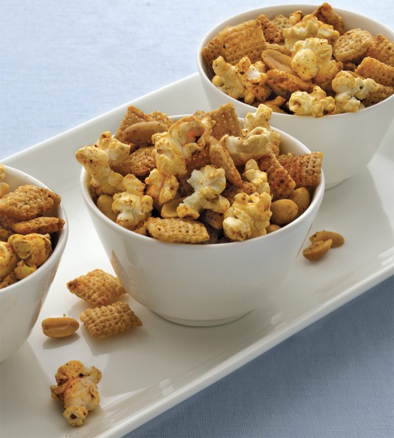 How to Make Chili and Garlic Snack Mix - Healthy Recipe