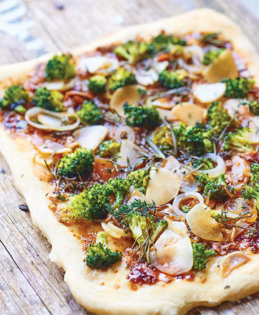 How to Make Broccoli, Radish and Onion Square Pizza - Healthy Recipe