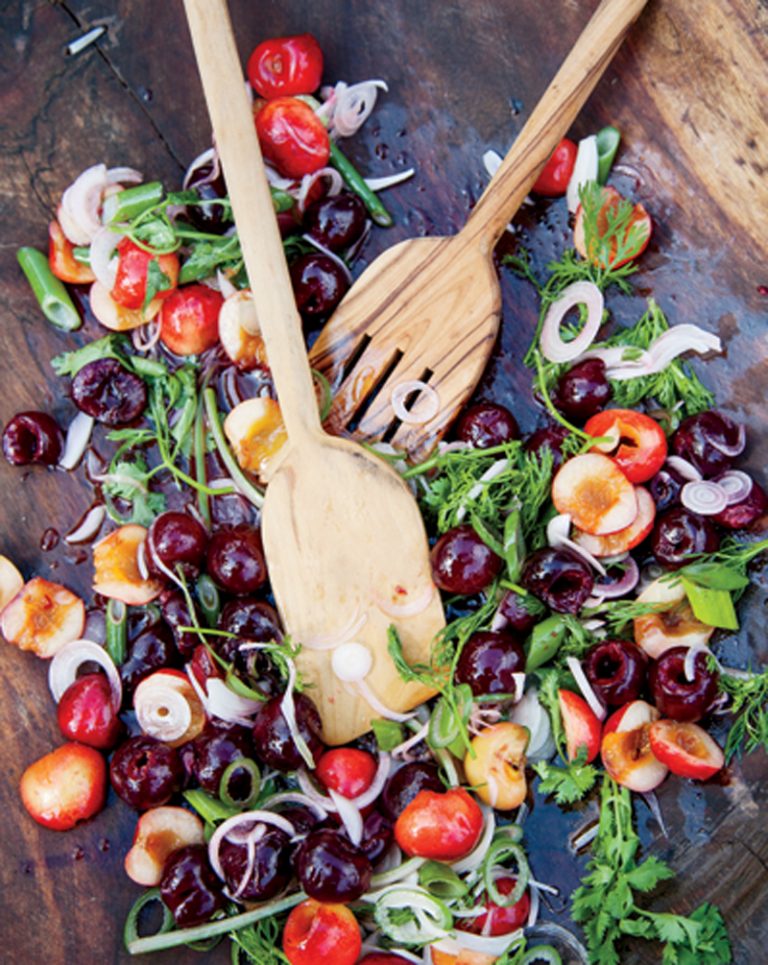 Fresh cherries with spring onions and cilantro recipe - Healthy Recipe