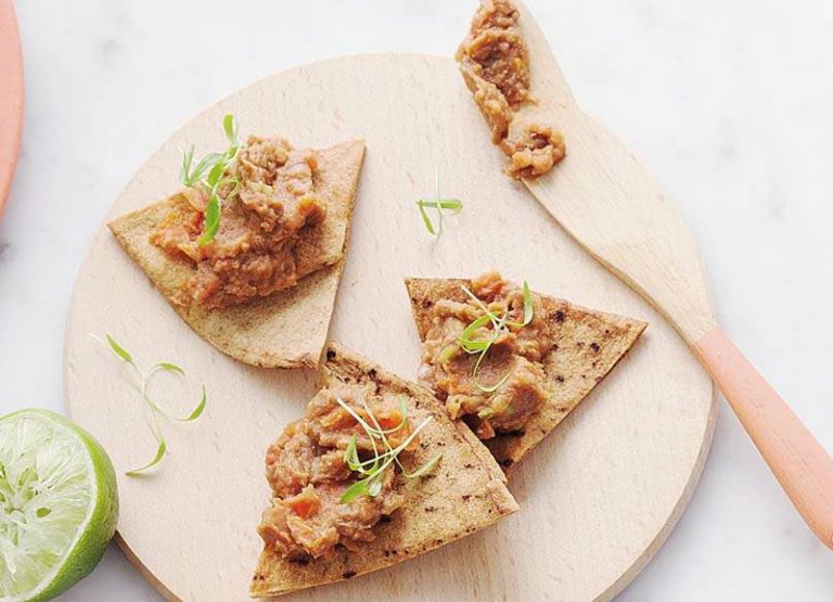Pita triangles with lentil & semi dried tomato pate recipe - Healthy Recipe